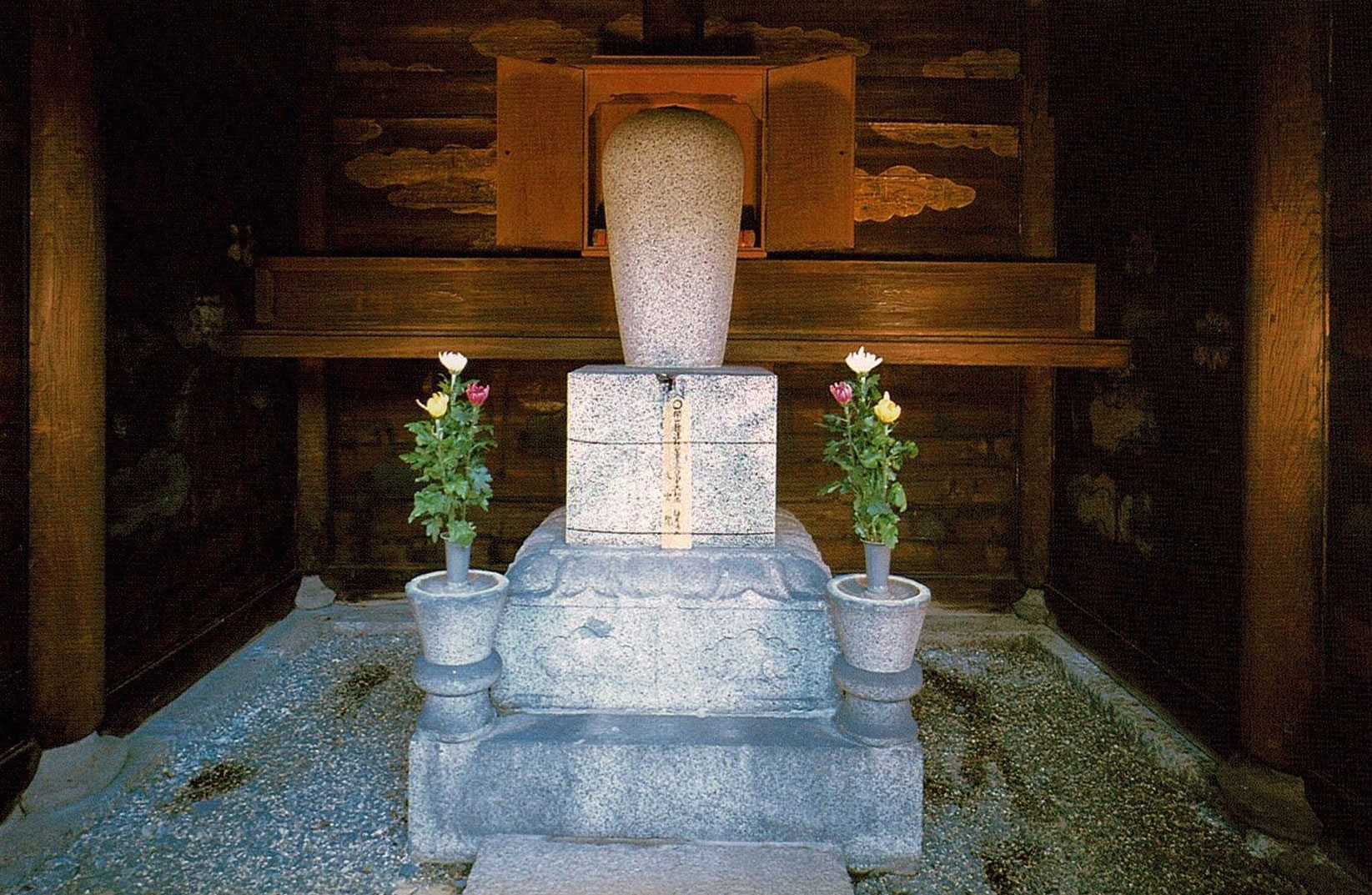 Emperor Ogimachi and Teian Shonin │ Honzan Ryuchizan Daiun-in Temple